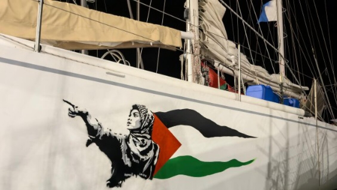 Laika firma Sumud, l’opera simbolo sulle navi della flottiglia ...